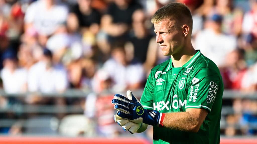 Ligue 1 : premier point pour Patrick Pentz sous le maillot de Reims ...